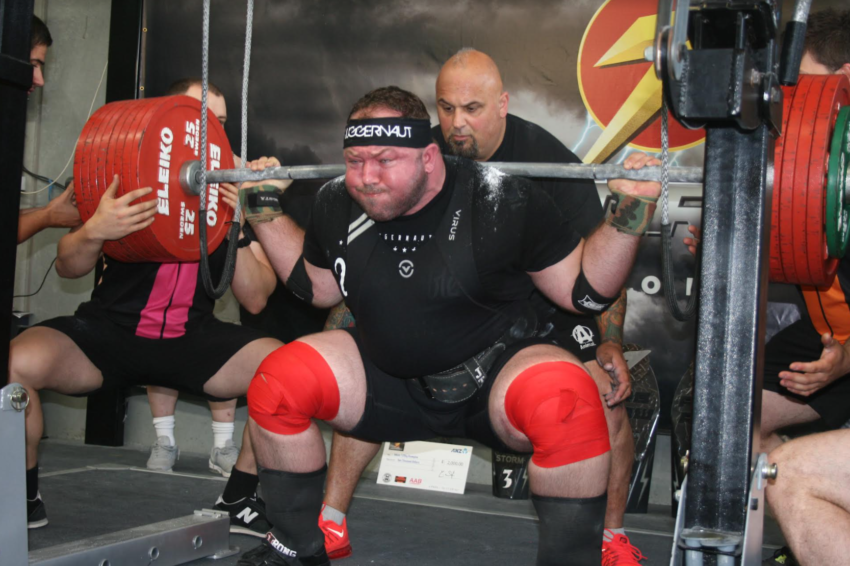 Juggernaut AI Review from Non Powerlifters – Garage Gym Experiment